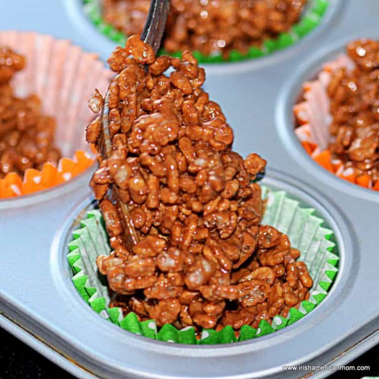 Irish Rice Krispie Buns