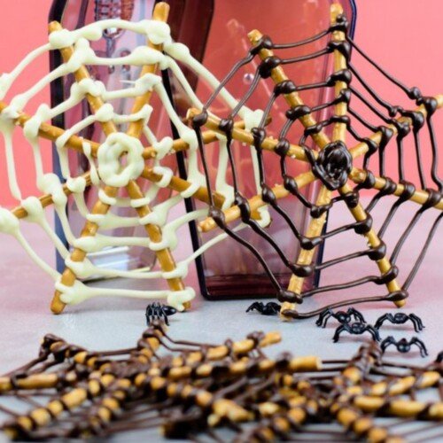 Homemade Chocolate Pretzel Spider Webs For Halloween