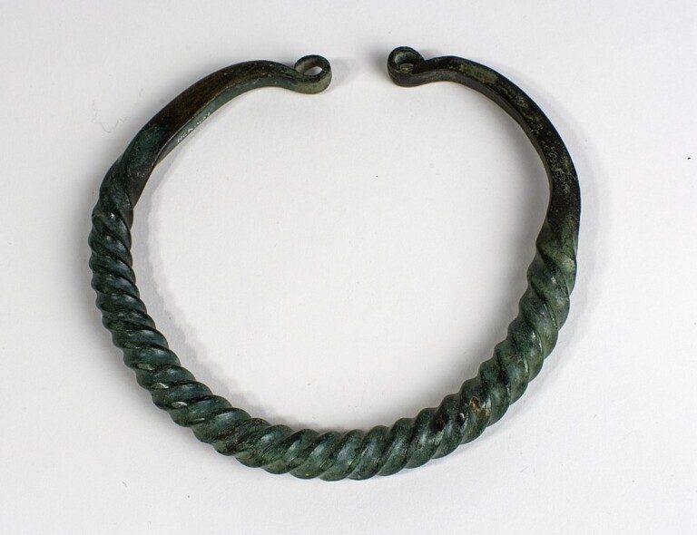 What is a Celtic Torc? | Irish American Mom